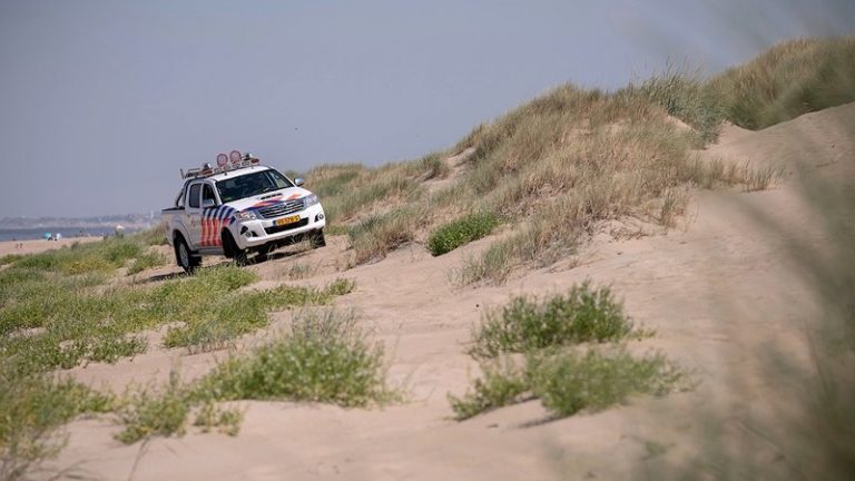 Kitesurfer overleden door de wind op strand - 112Vandaag